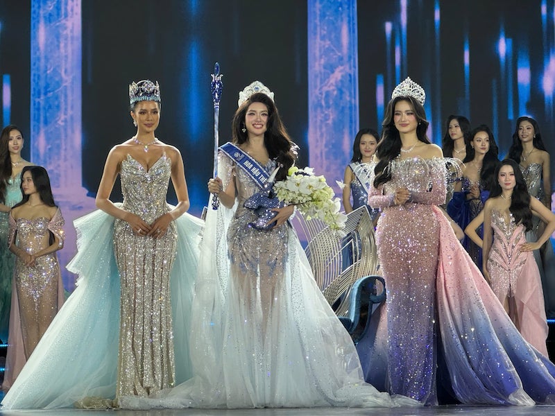 Phan Phương Oanh đăng quang Miss World Vietnam 2025