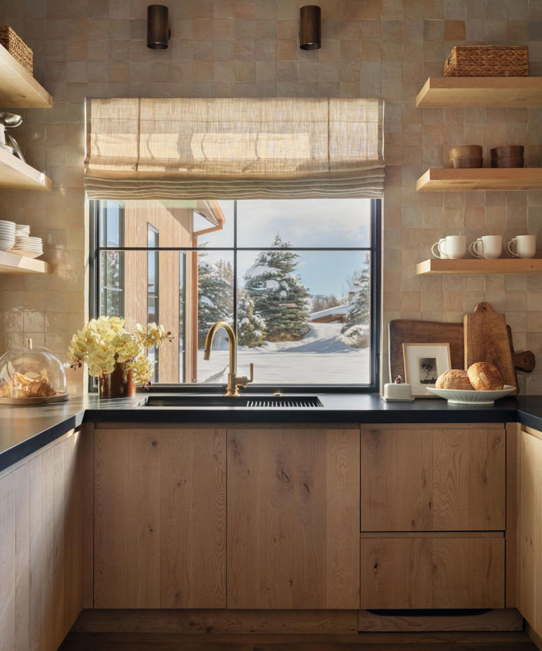 Oak kitchens 101: The most timeless wood kitchen finish, according to ...