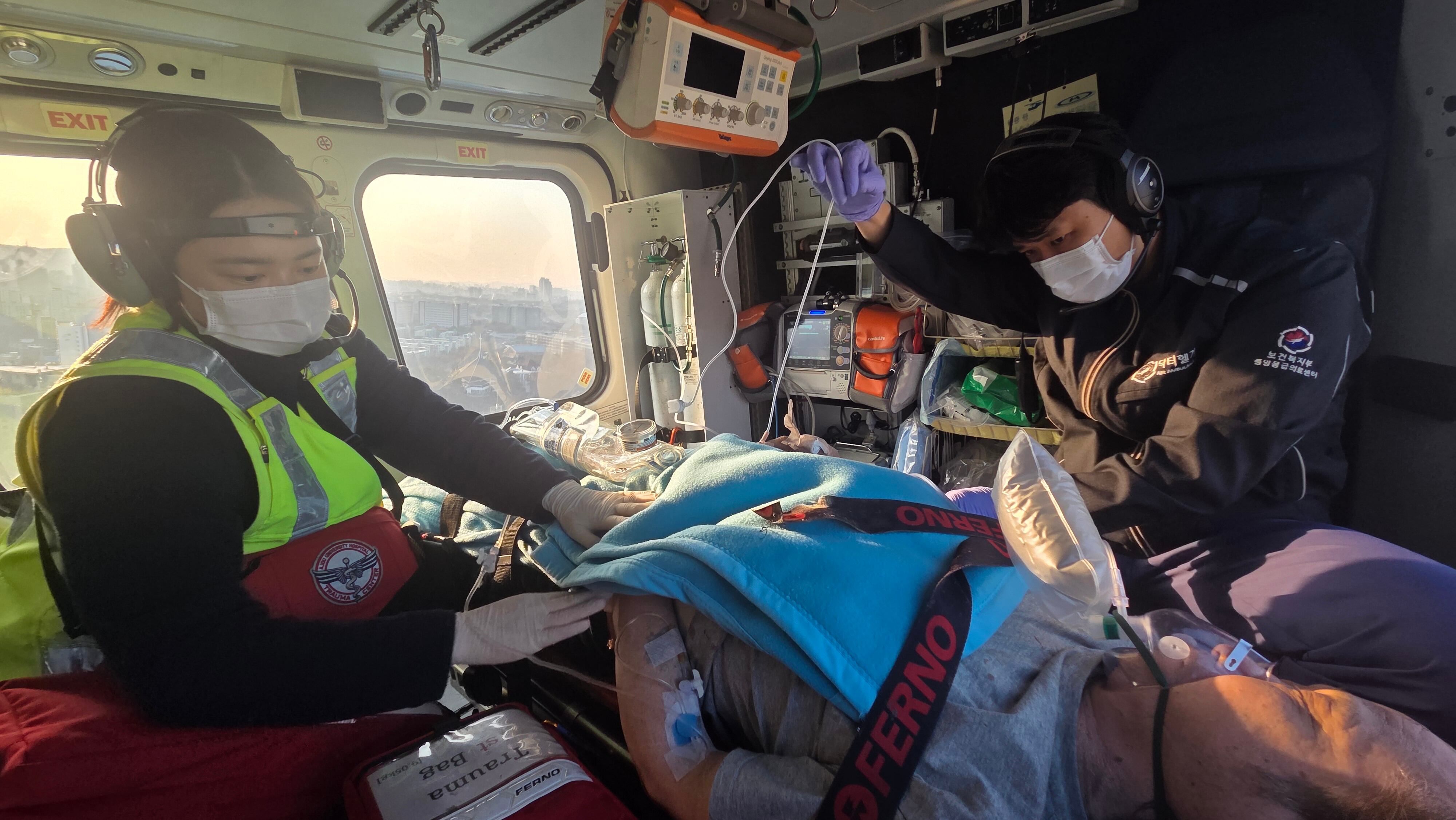 Doctor helicopter transports self-harmed patient to hospital in under ...