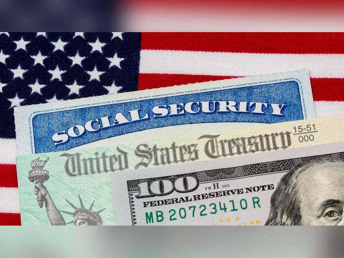 Social Security claiming mistake could cost women more: Why waiting isn ...