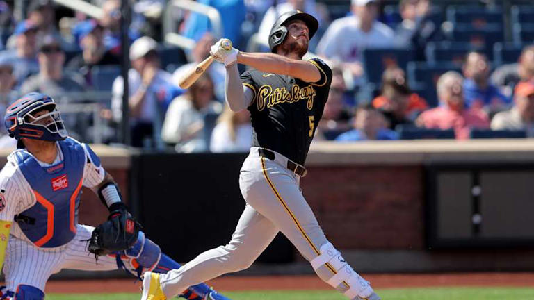 Pirates' Brandon Lowe continues home run streak