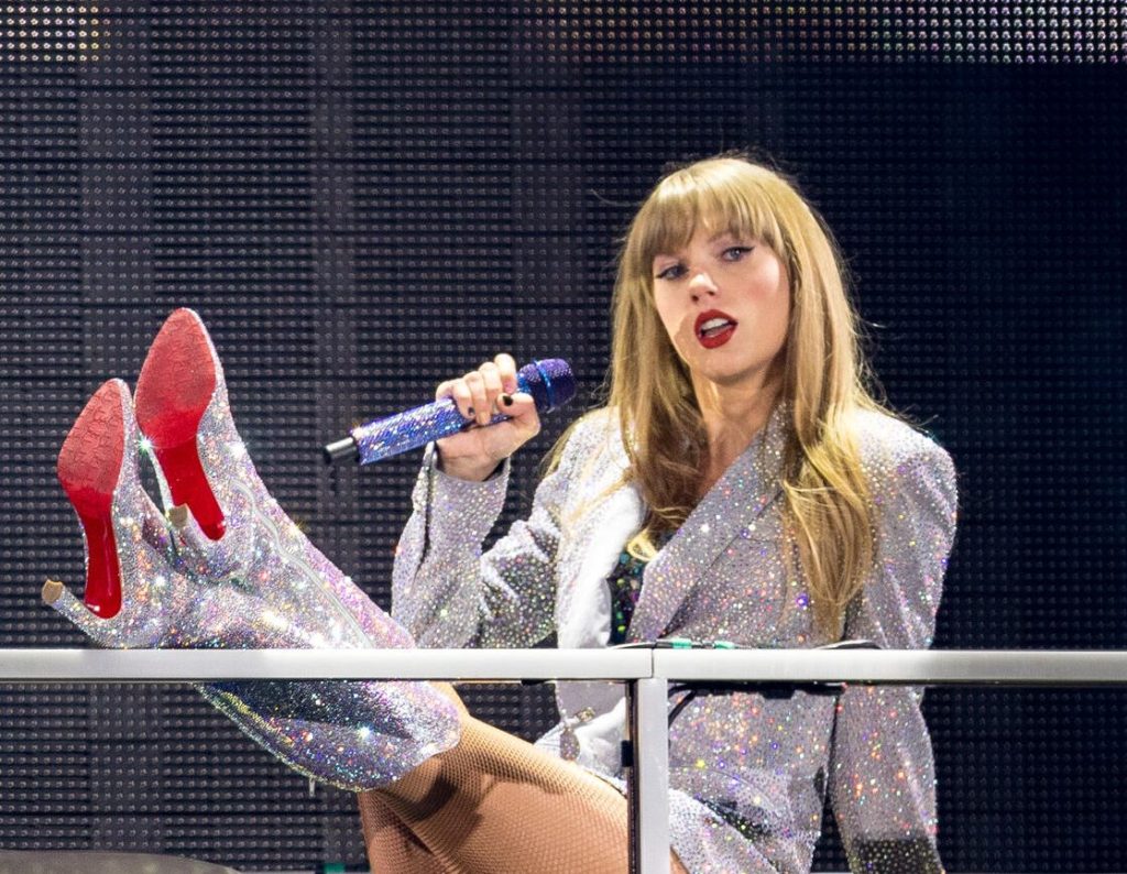 Taylor Swift narrowly avoided run-in with her reportedly toxic ex ...