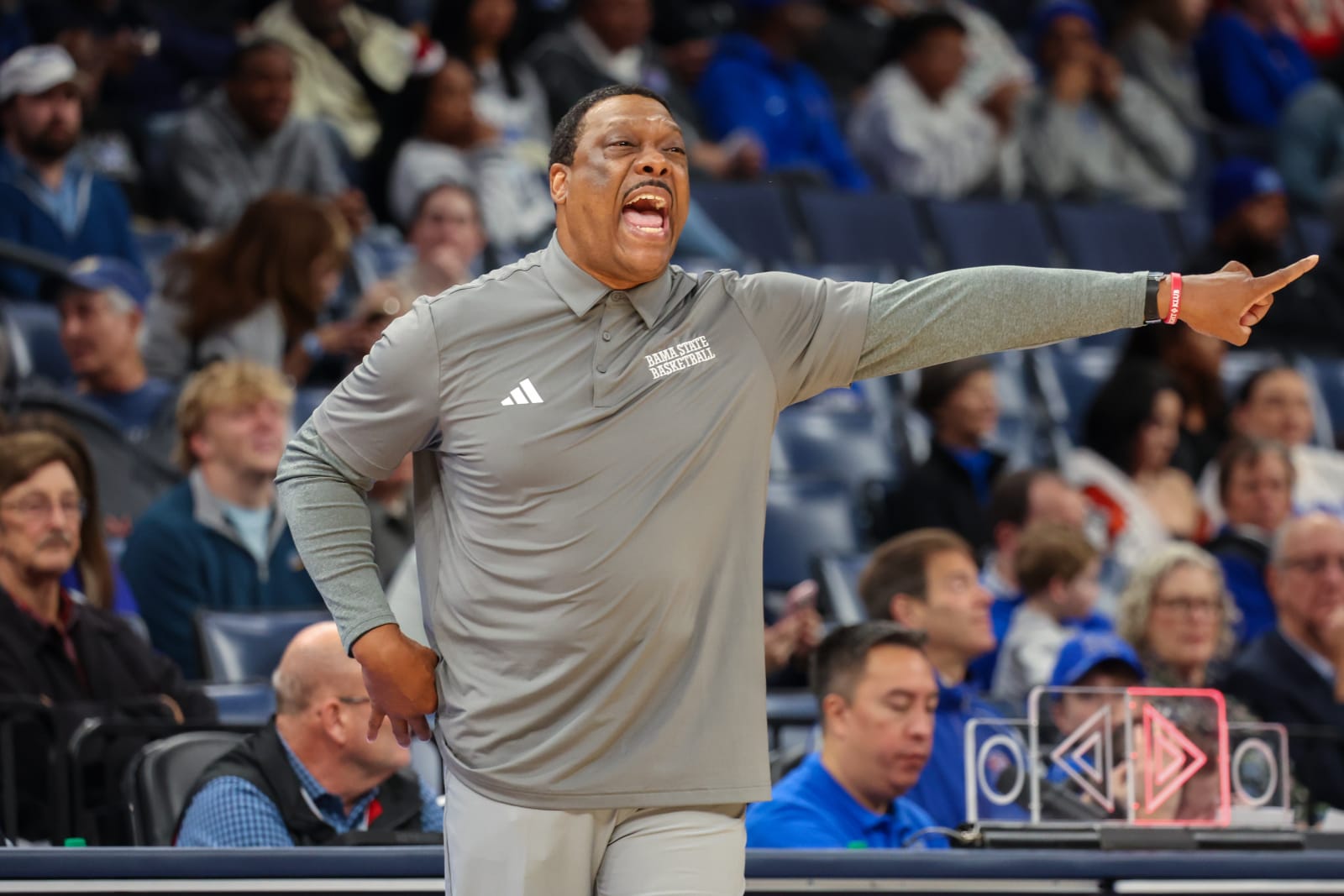 Tony Madlock headed back to Memphis