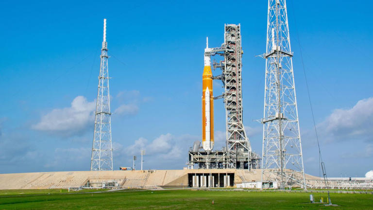 'We are ready': NASA still on track to launch Artemis 2 astronauts to ...