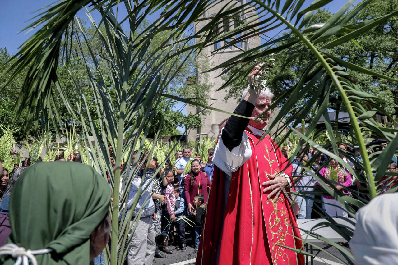 What is Holy Week? What to know about the days from Palm Sunday to ...