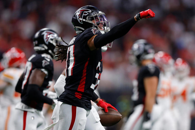 One-time Vic Fangio pupil expresses his desire for an NFL comeback