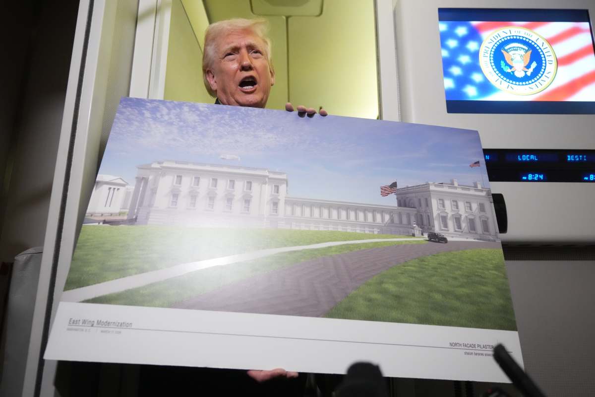 Trump vows to fix 'filthy' reflecting pool, calls White House ballroom ...