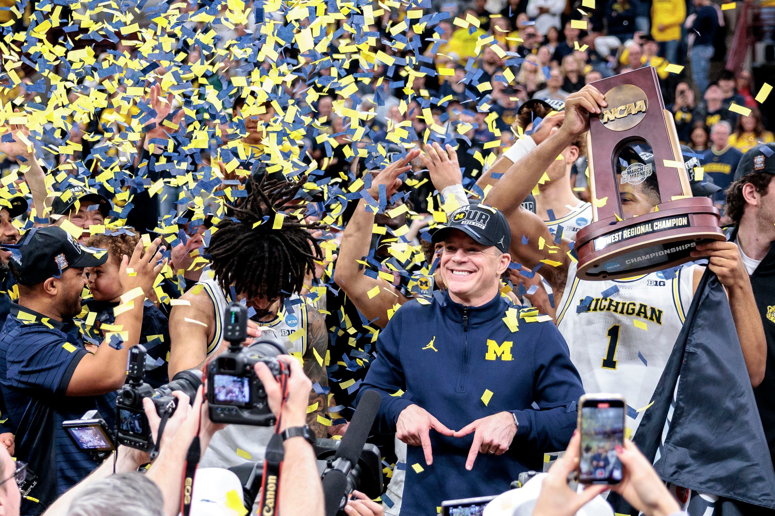 Watch historic Michigan team cut down the nets in Chicago