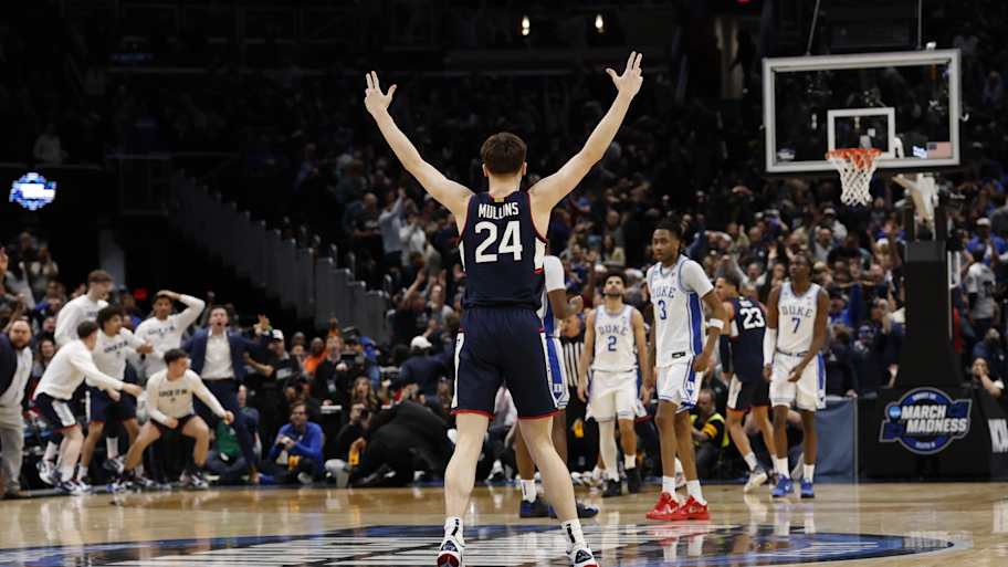 Braylon Mullins' miraculous shot sends UConn to Final Four