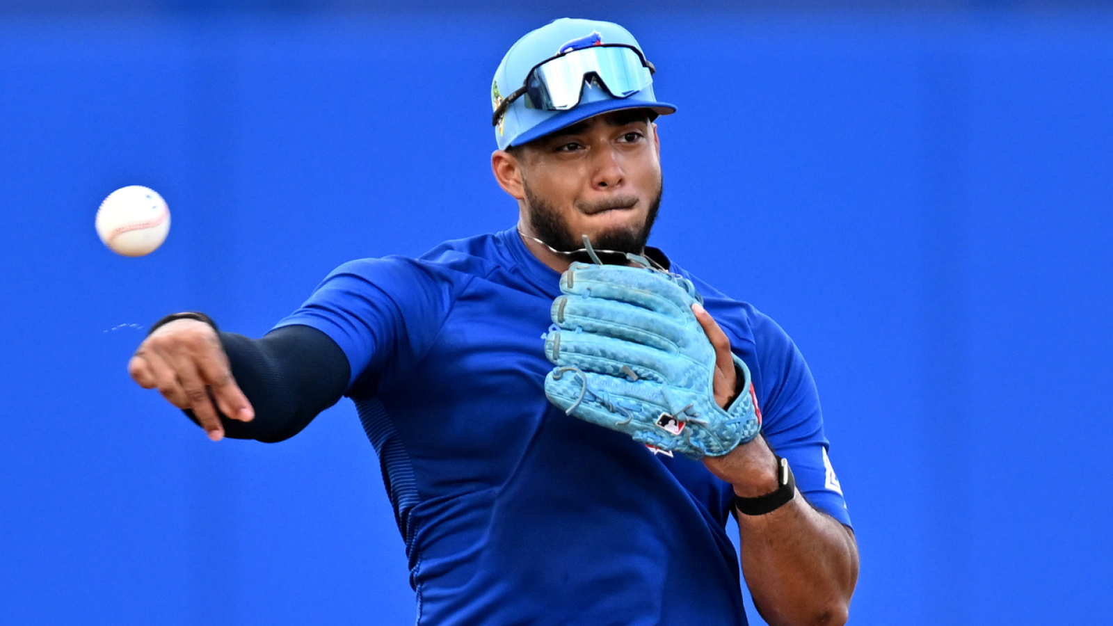 Marlins acquire Leo Jimenez