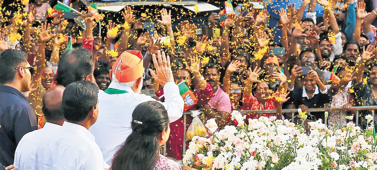 PM Modi's roadshow adds 'roar' to NDA campaign in Thrissur