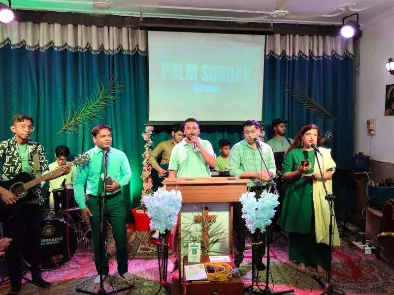 Palm Sunday brings green tidings of Christ’s triumph