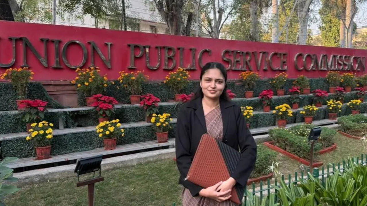 ‘UPSC can be cracked without coaching’: Mansi Dagar on how she cleared ...