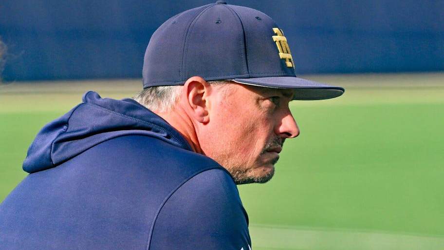 Notre Dame Fighting Irish news: Weekend stumbles while spring buzz ...