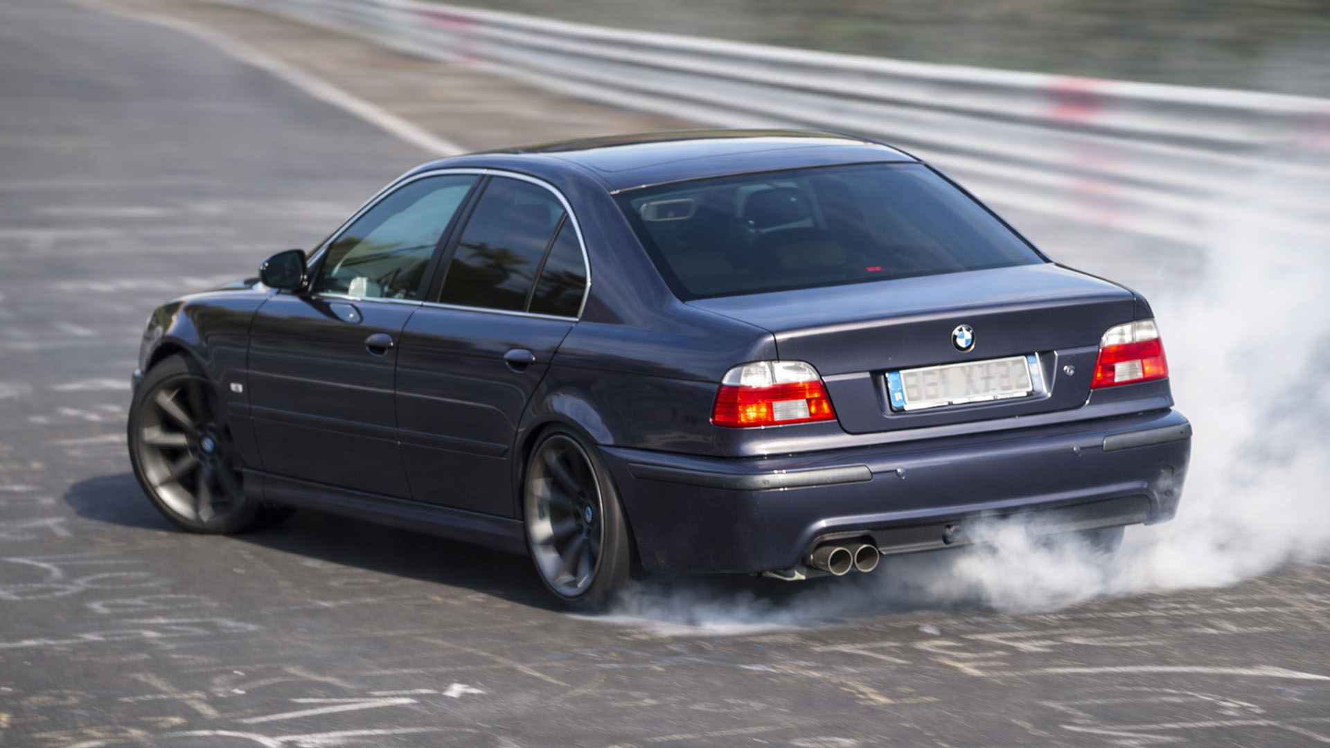 Car Pushes Too Hard And Starts Smoking Nürburgring