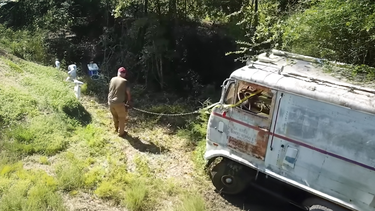 Reviving a bullnose cabover after 30 years!