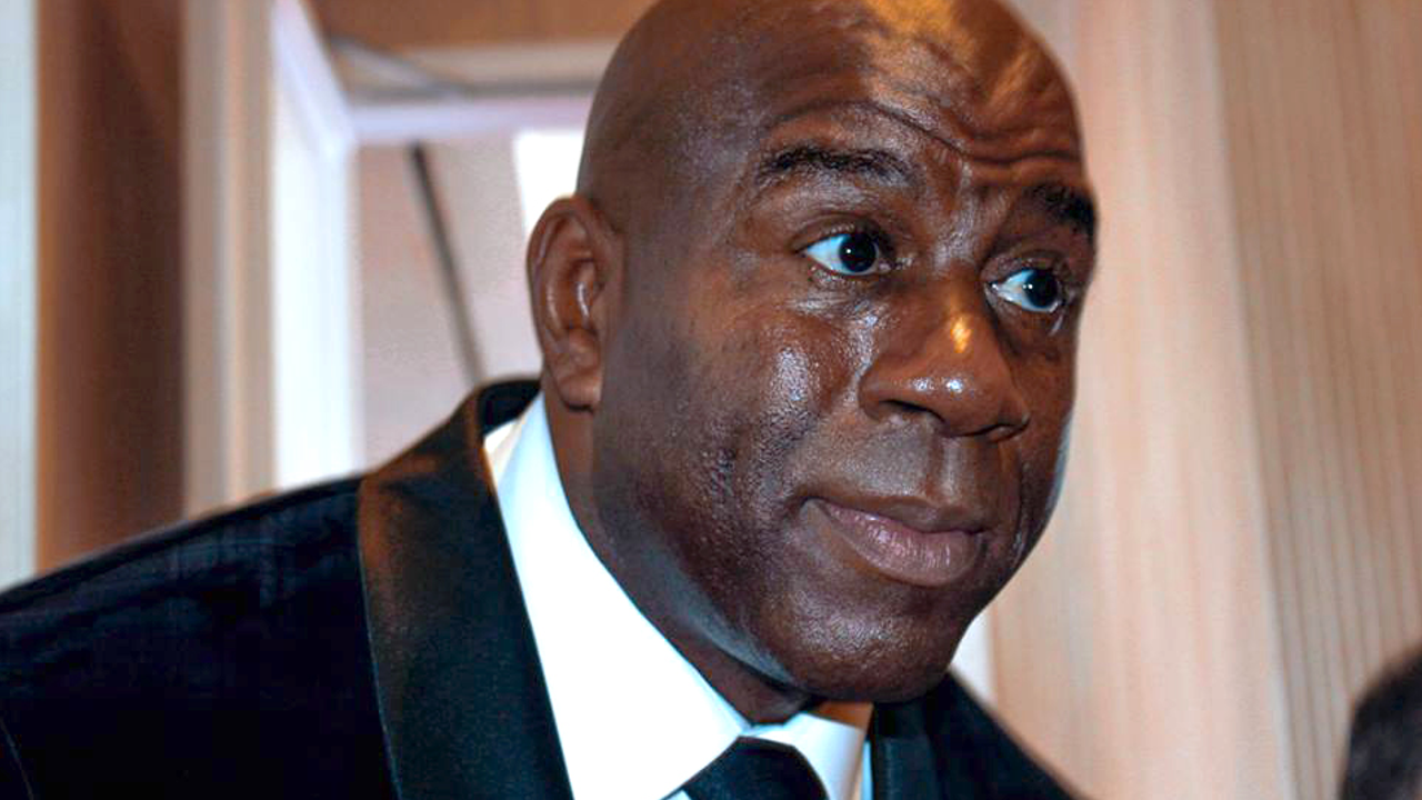 Magic Johnson begs Jordan and Isiah to end their decades-long war