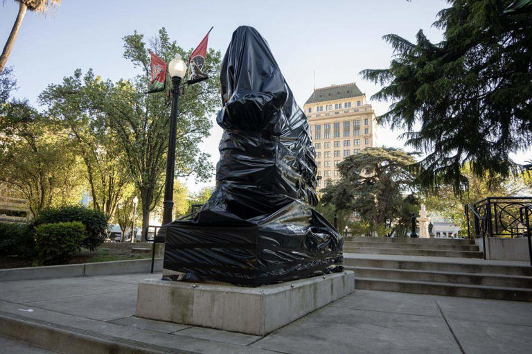 Cesar Chavez Plaza renaming process to kick off this month in Sacramento