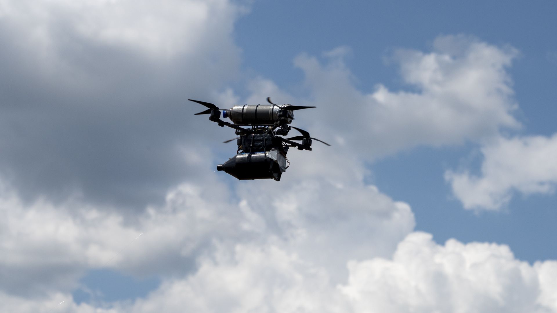 Russia’s new fiber-optic drone could restore its reach after losing ...