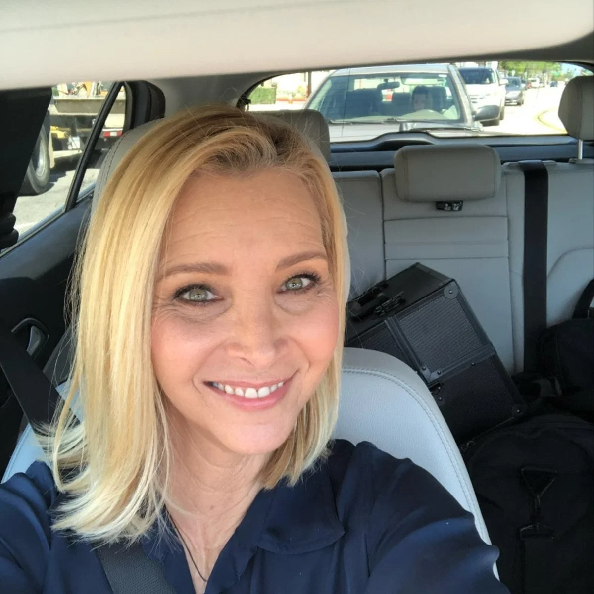 Lisa Kudrow quits Botox after side effects as Hollywood aging debate ...