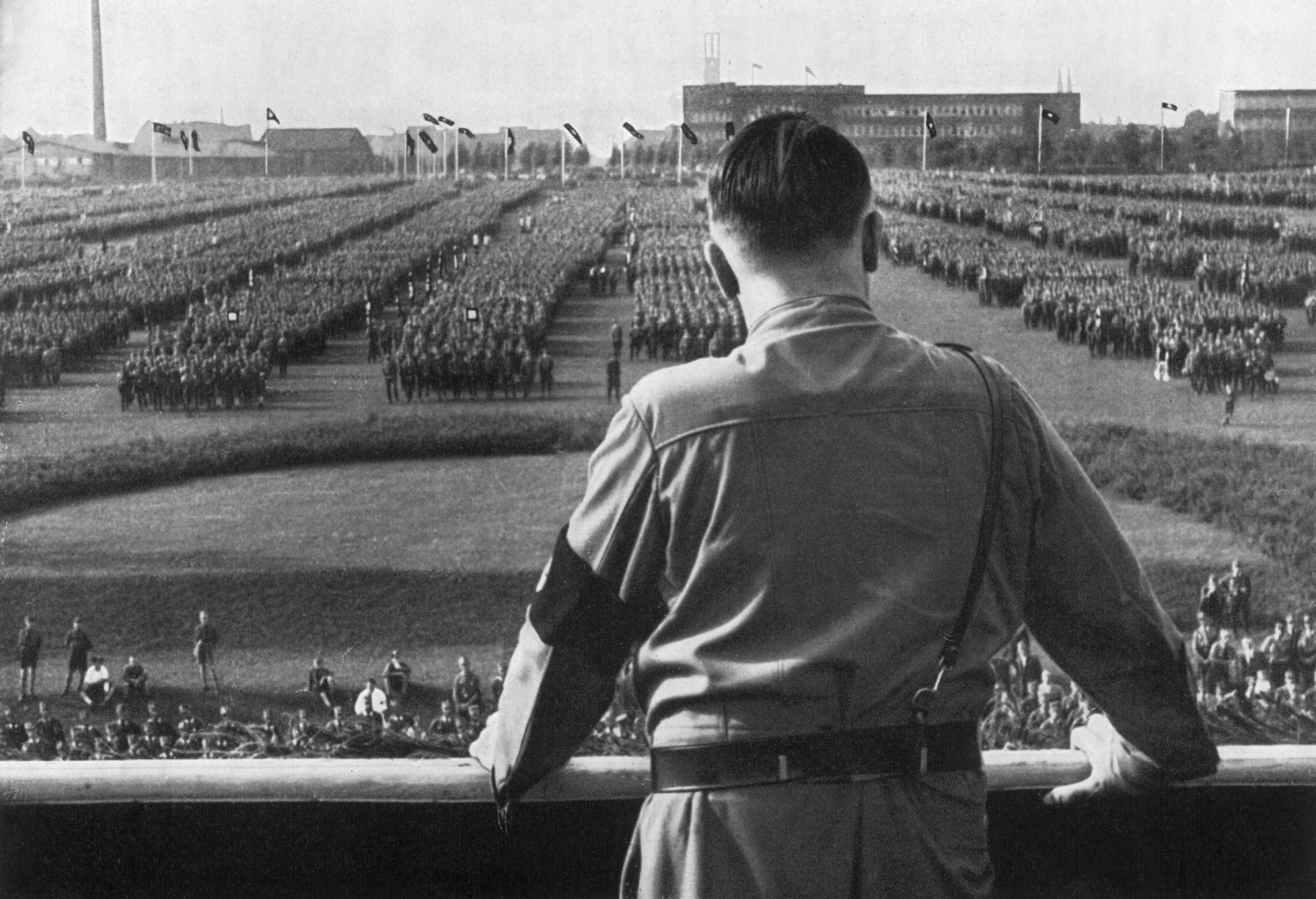 What the most famous dictators in history had in common