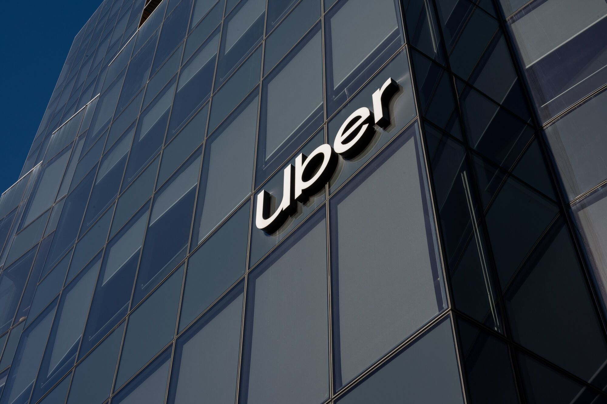 Uber buys chauffeur booking app Blacklane as it courts high-end riders