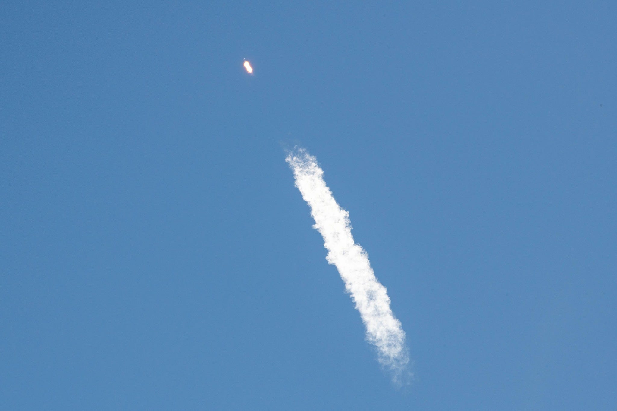 Vandenberg rocket launch schedule. SpaceX plans 2 missions in next week