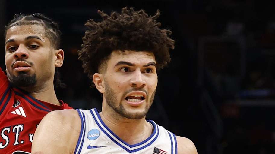 Cameron Boozer gives emotional farewell after Duke collapse