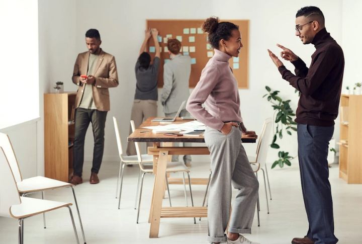 10 common habits that influence how others remember you
