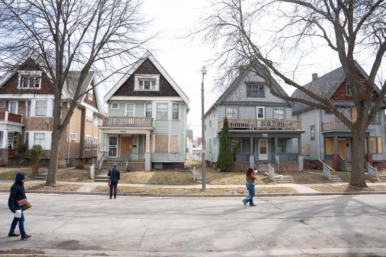 Milwaukee owner-occupancy rates are rising, as distant landlords sell