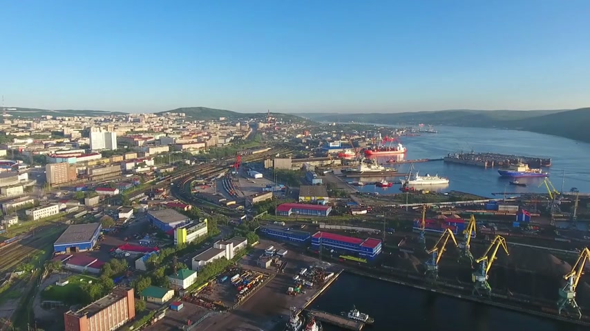 Murmansk, Russia: Drone tour of Arctic city and Alyosha
