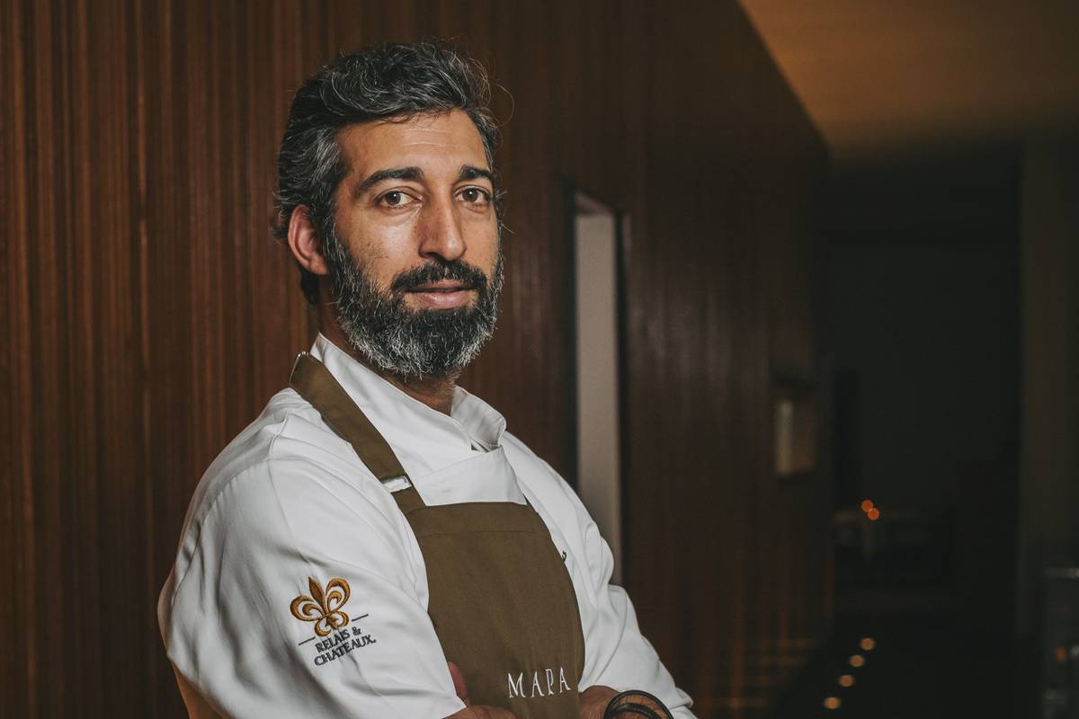 Semanas depois de ter conquistado uma estrela Michelin, chef David ...