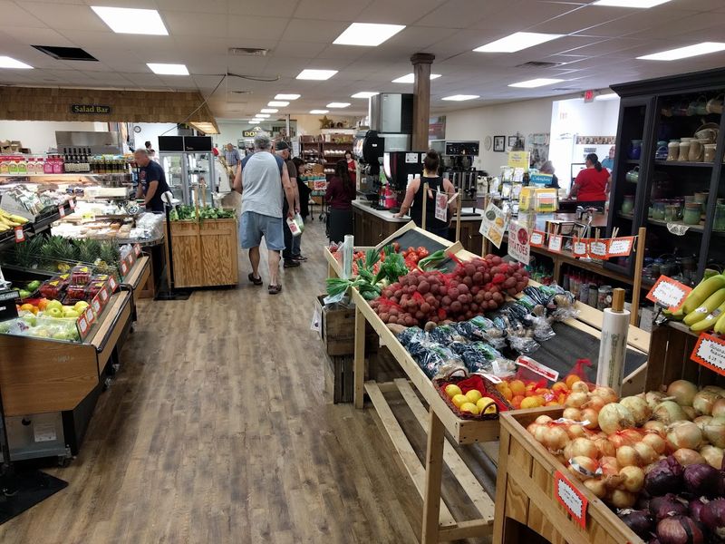 This Michigan Amish country store turns one quick stop into a full cart