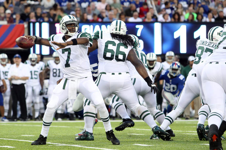 An updated look at the 2026 New York Jets depth chart: Offense