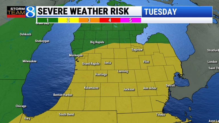Severe weather threat returns Monday and Tuesday