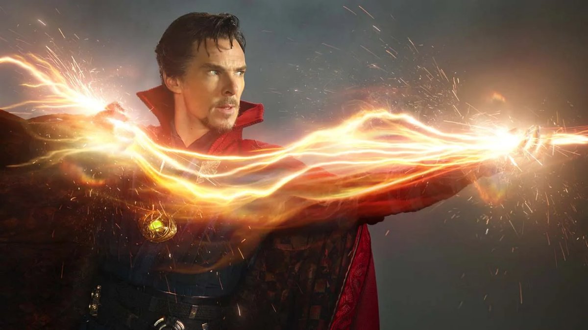 The con season’s newest celebrity is… a giant Doctor Strange head in ...