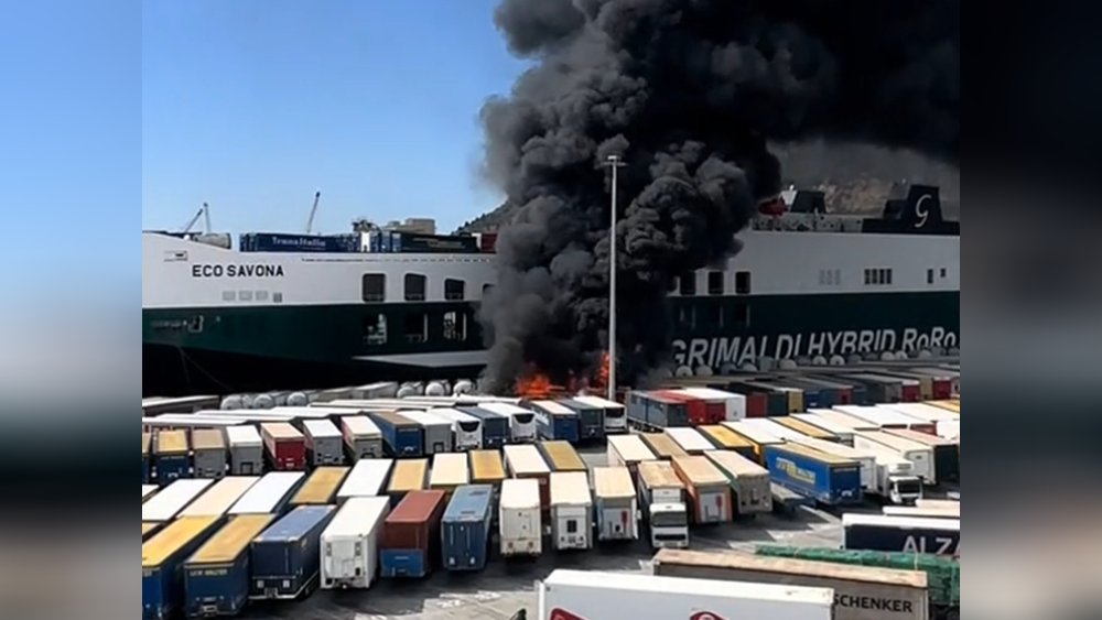 Barcelona: Major fire in the port brings cruise ships to standstill