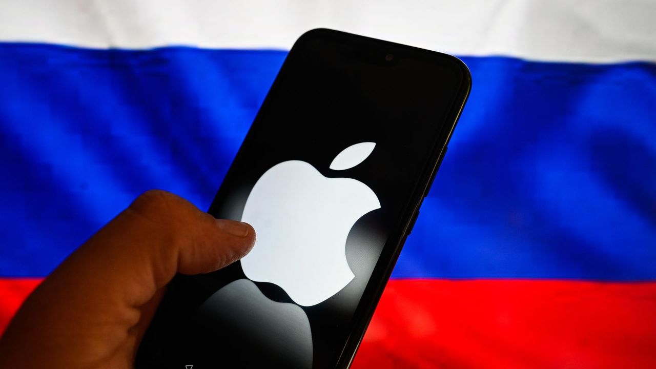 Apple removes custom VPN clients from Russian App Store amid Telegram ...