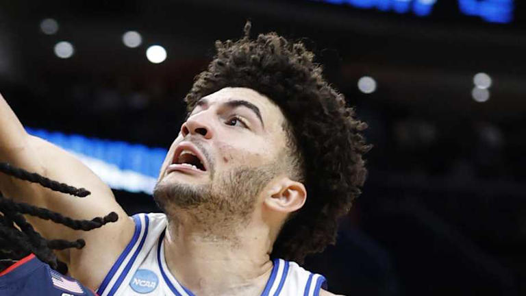 Cameron Boozer gives emotional farewell after Duke collapse