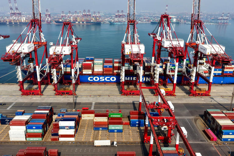 Two Cosco vessels cross Strait of Hormuz in key move by Chinese shipper