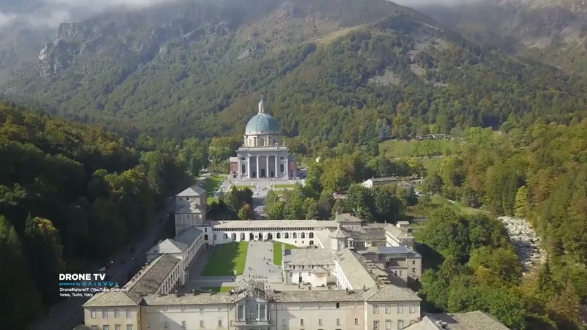 Vues aériennes par drone de la région du Piémont italien, partie 1