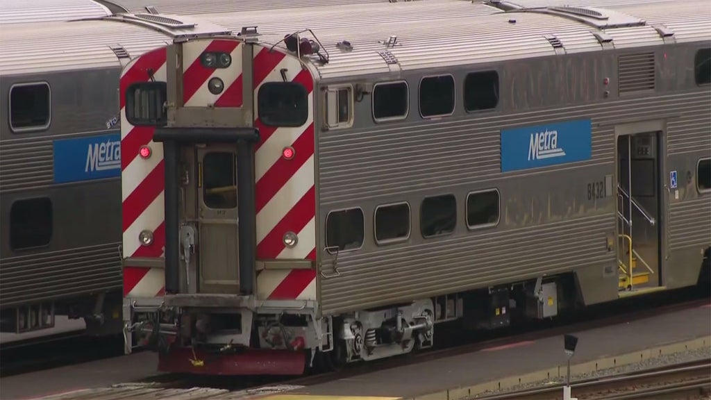 Metra Union Pacific North trains disrupted after vehicle hits bridge