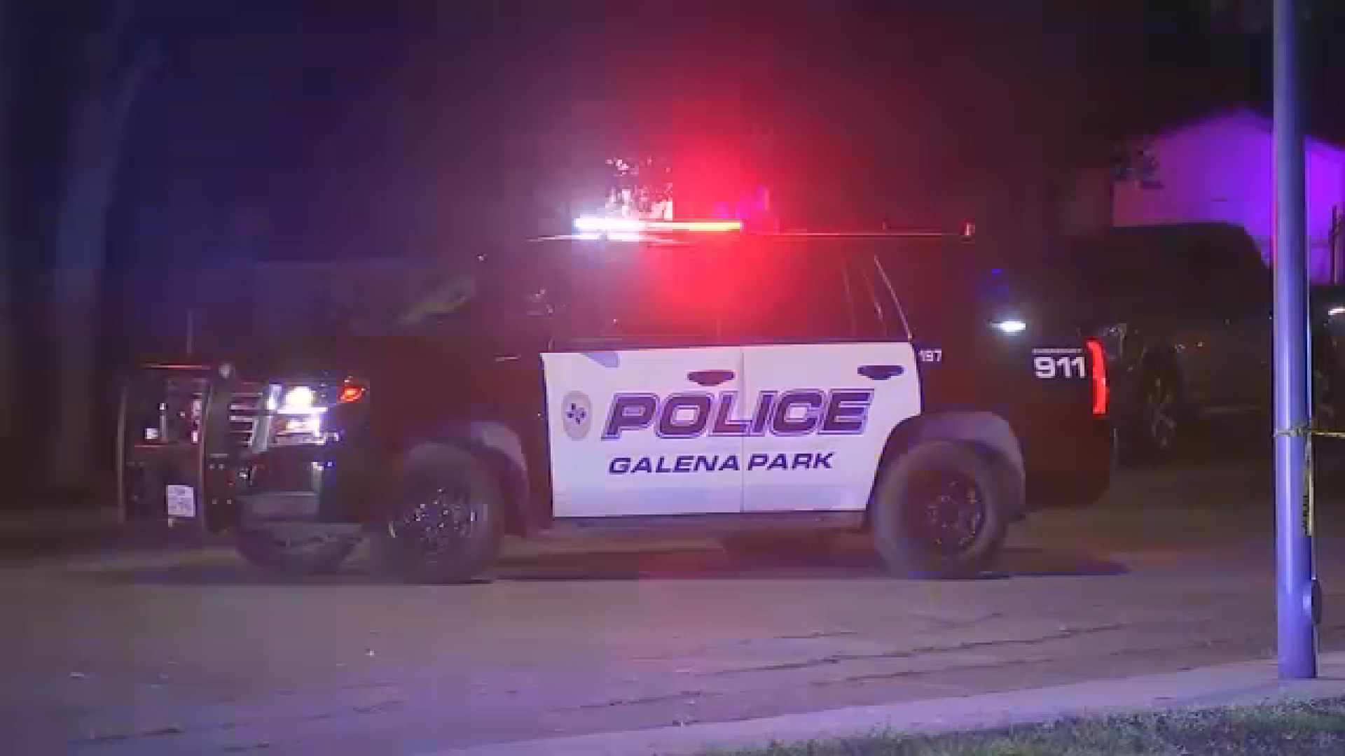 19-year-old killed, 2 critically injured after shooting at Galena Park ...