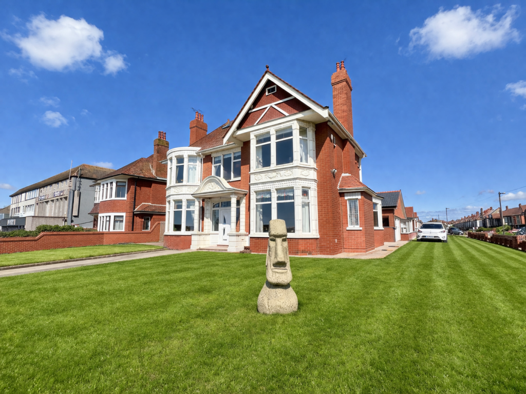 I tour Bispham’s seafront gem - a huge 5-bed home with pool house for sale