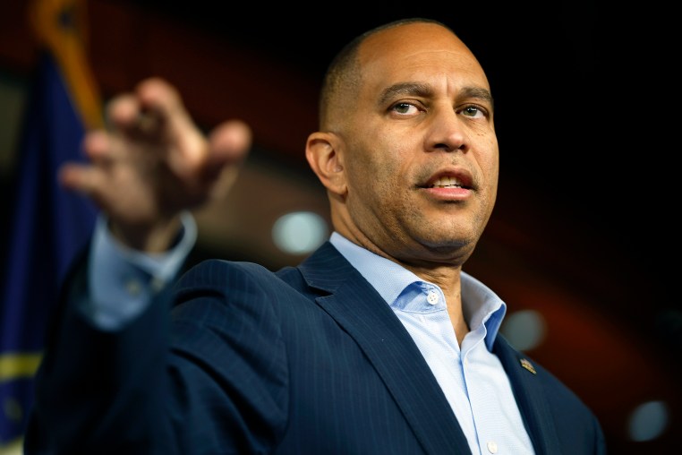 Monday’s campaign round-up, 3.30.26: Democrats fare well in latest ...