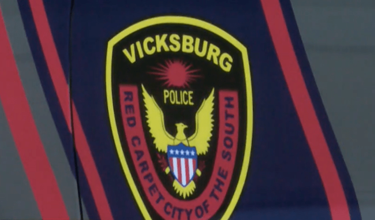 Vicksburg police investigate after man shot twice in arm