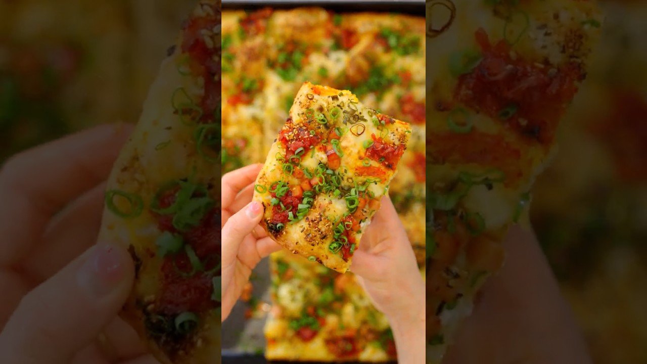 I made kimchi fried rice focaccia! 🍚