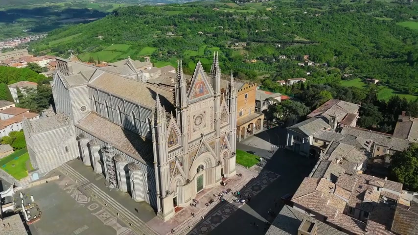 Umbria from above: Italy's heart in a breathtaking aerial tour