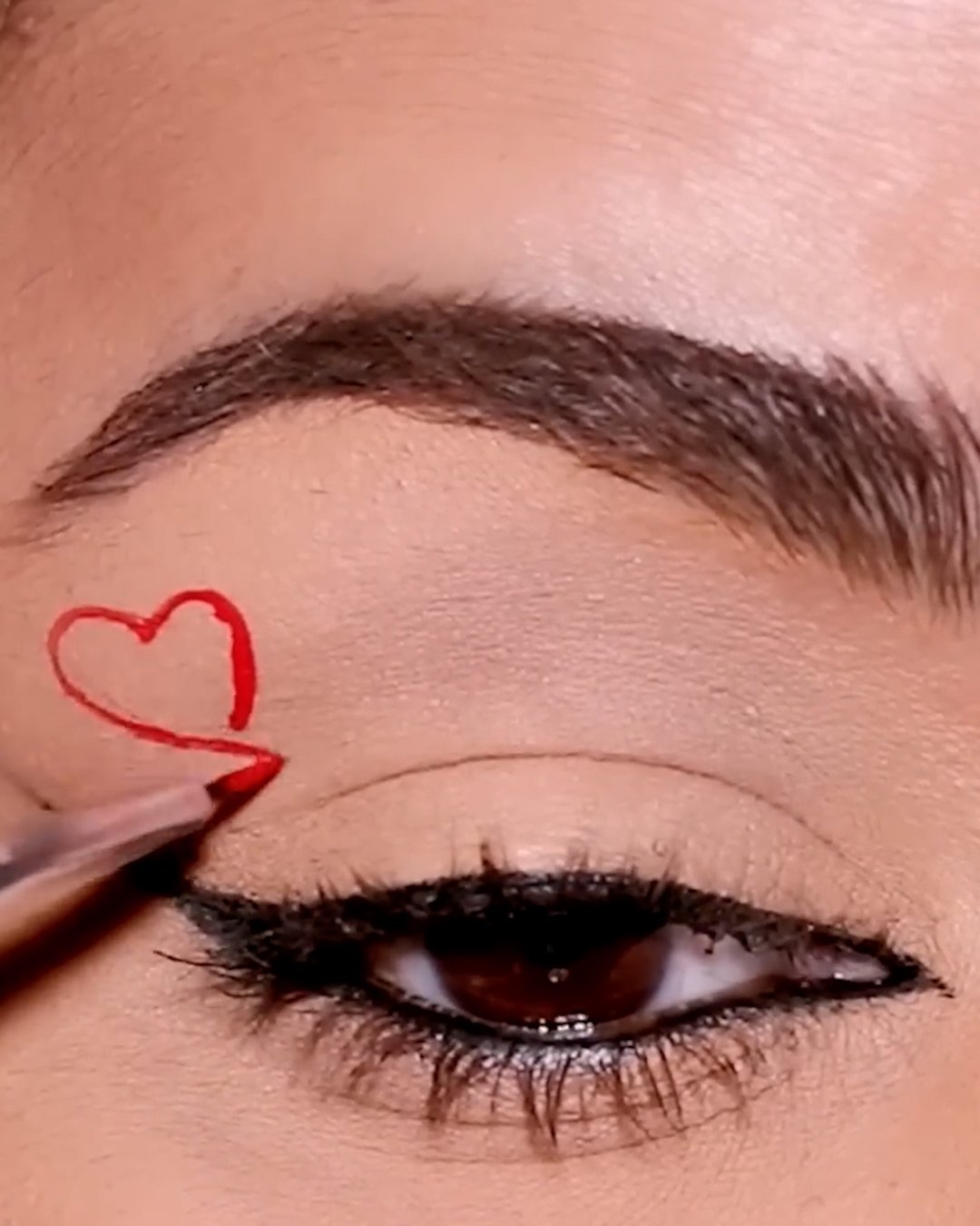 Your expensive eyeliner brushes might actually be ruining your wing