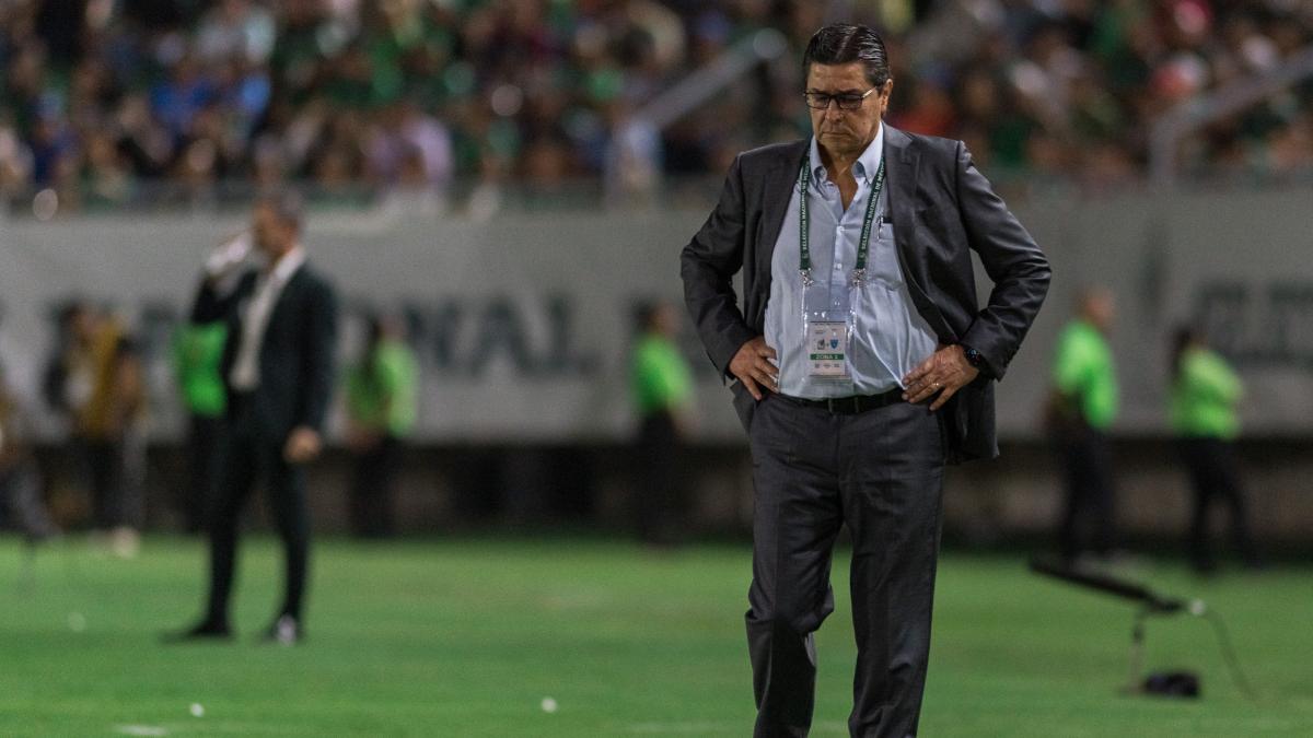 Tena sigue al frente de Guatemala; se recupera tras infección